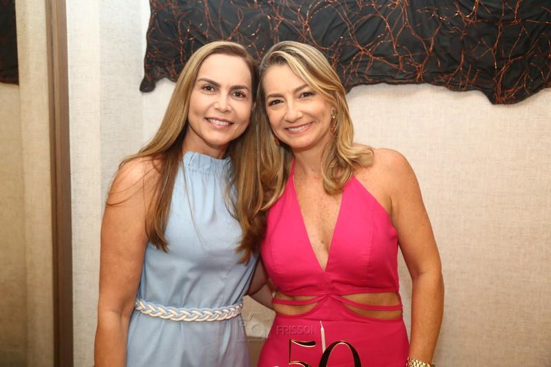 Louise Santos celebra a chegada aos 50 anos com alegria - Frisson Online