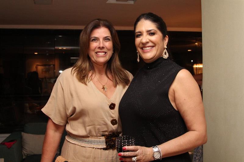 Elisa Oliveira festeja passagem pela folhinha com alegria - Frisson Online