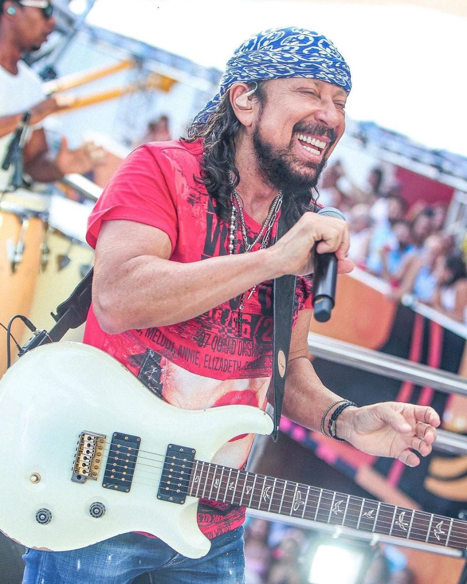 Cantor Bell Marques anuncia live para o domingo de Carnaval, 14 de ...