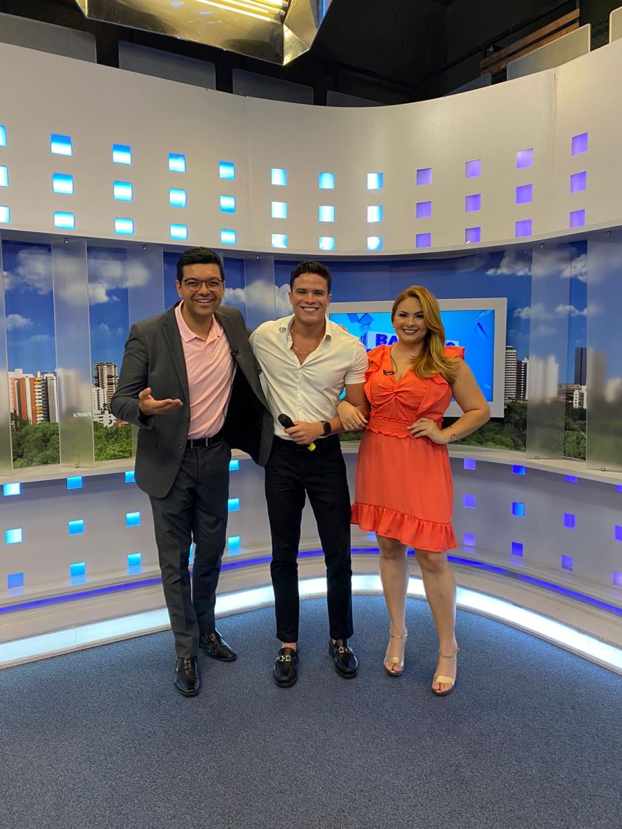 Marcos Lessa apresenta "Samba do Lessa" no Grupo Cidade - Frisson Online