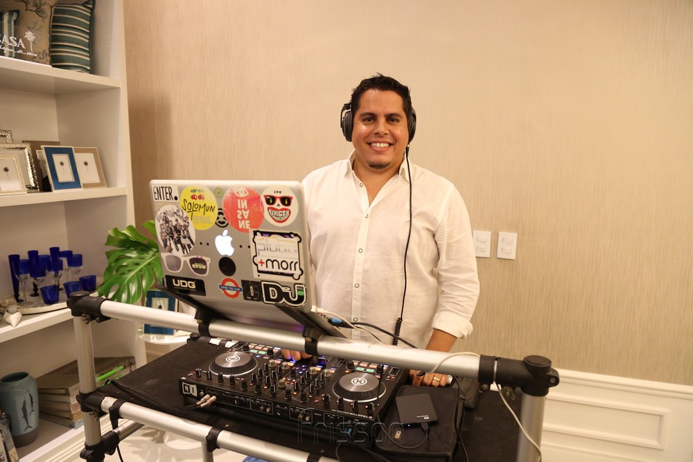 DJ Morr é uma das atrações do espaço Flores, na Praia de Iracema ...