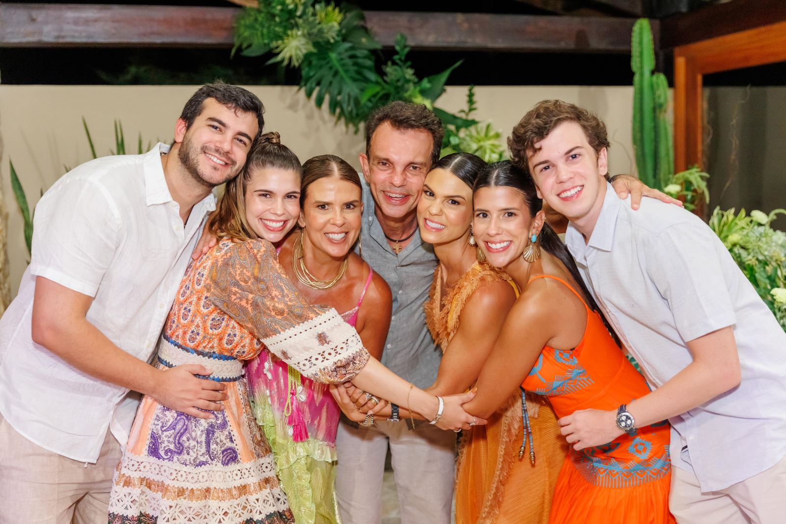 Fred Pinto comemora 60 anos em Guajiru com show de Durval Lelys ...